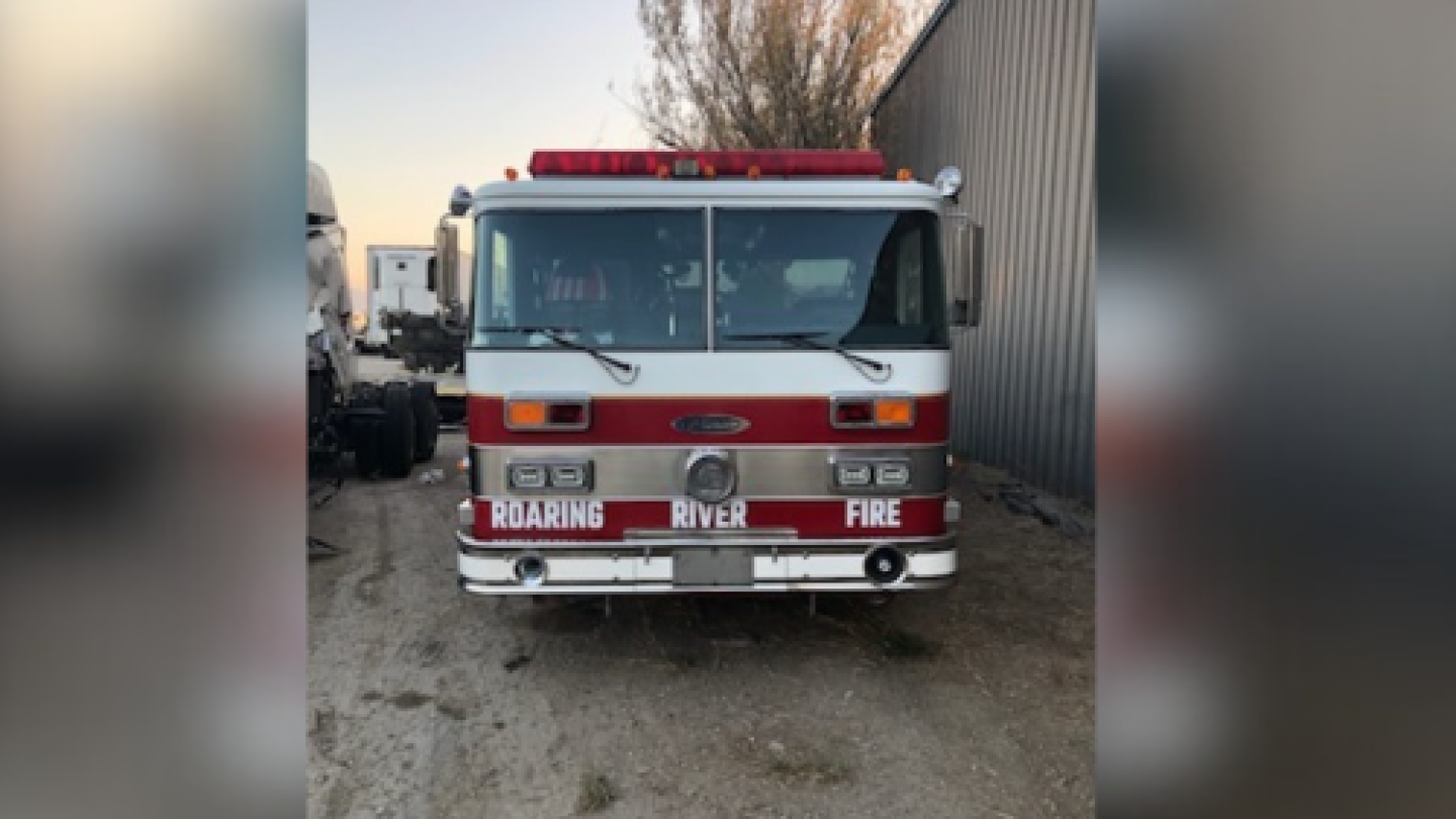 Fake firefighters roll up to L.A. wildfire evacuation zone in phony ...