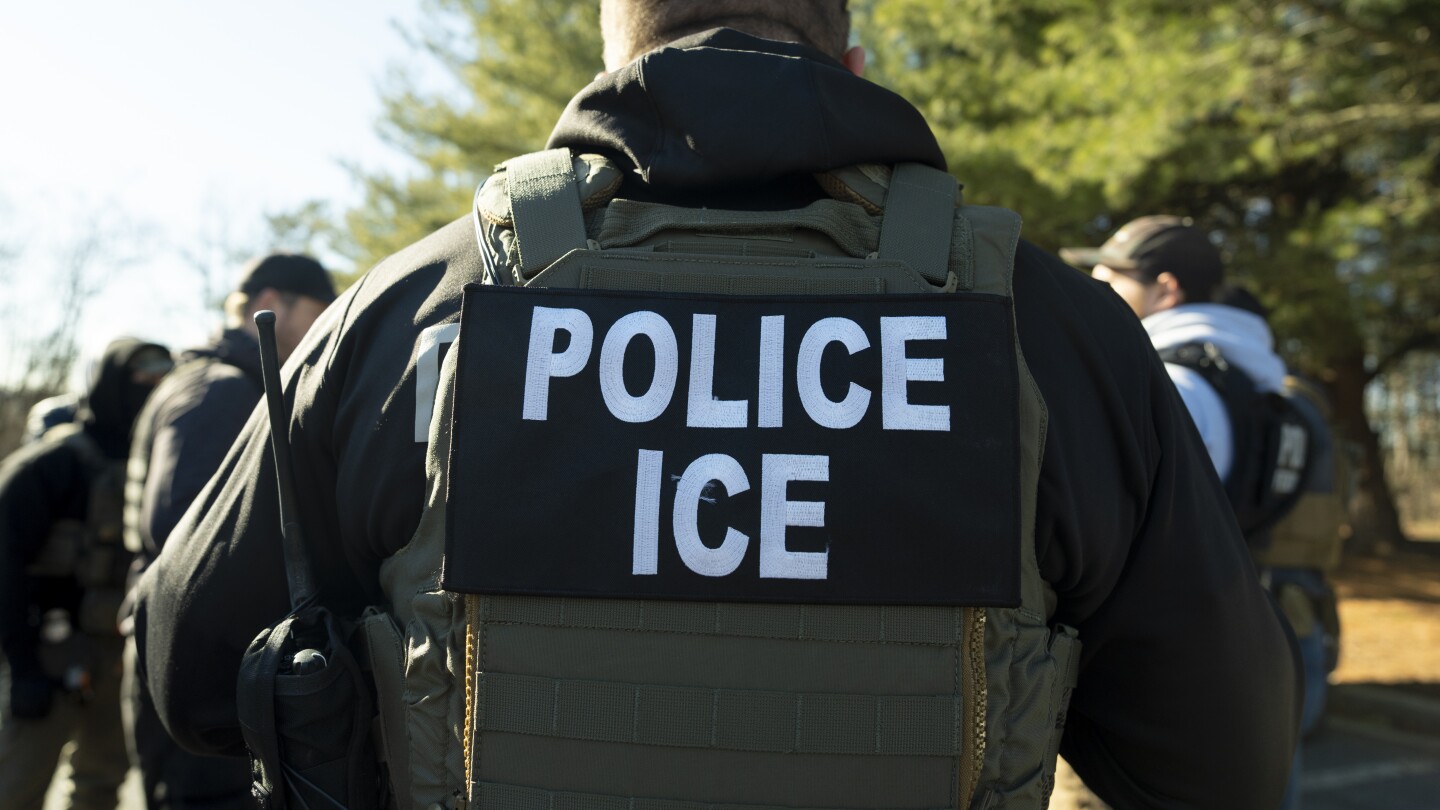 DHS removes list of 'sanctuary jurisdictions' - Global Ordnance News