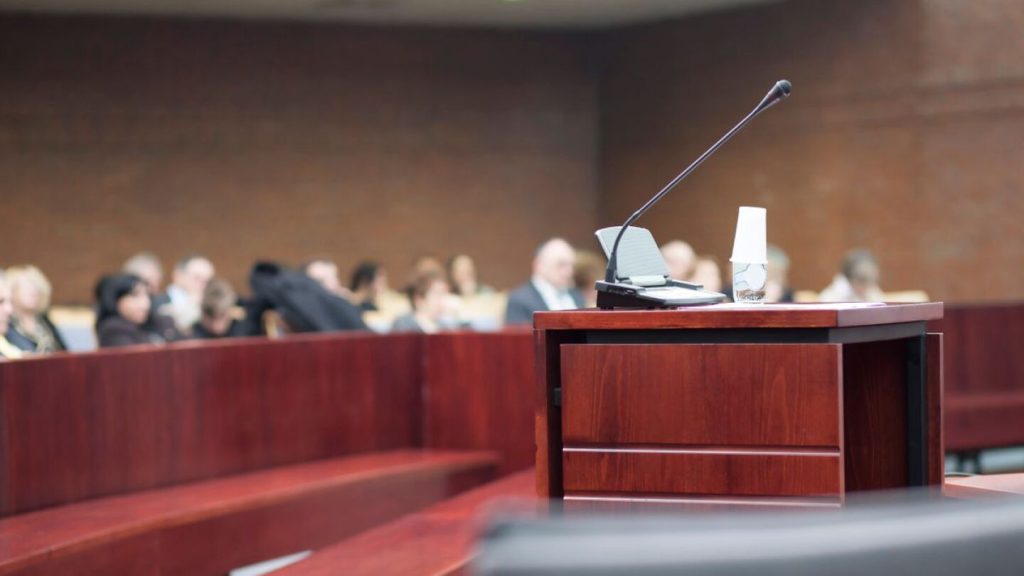 Why some police officers struggle on the witness stand - Global ...